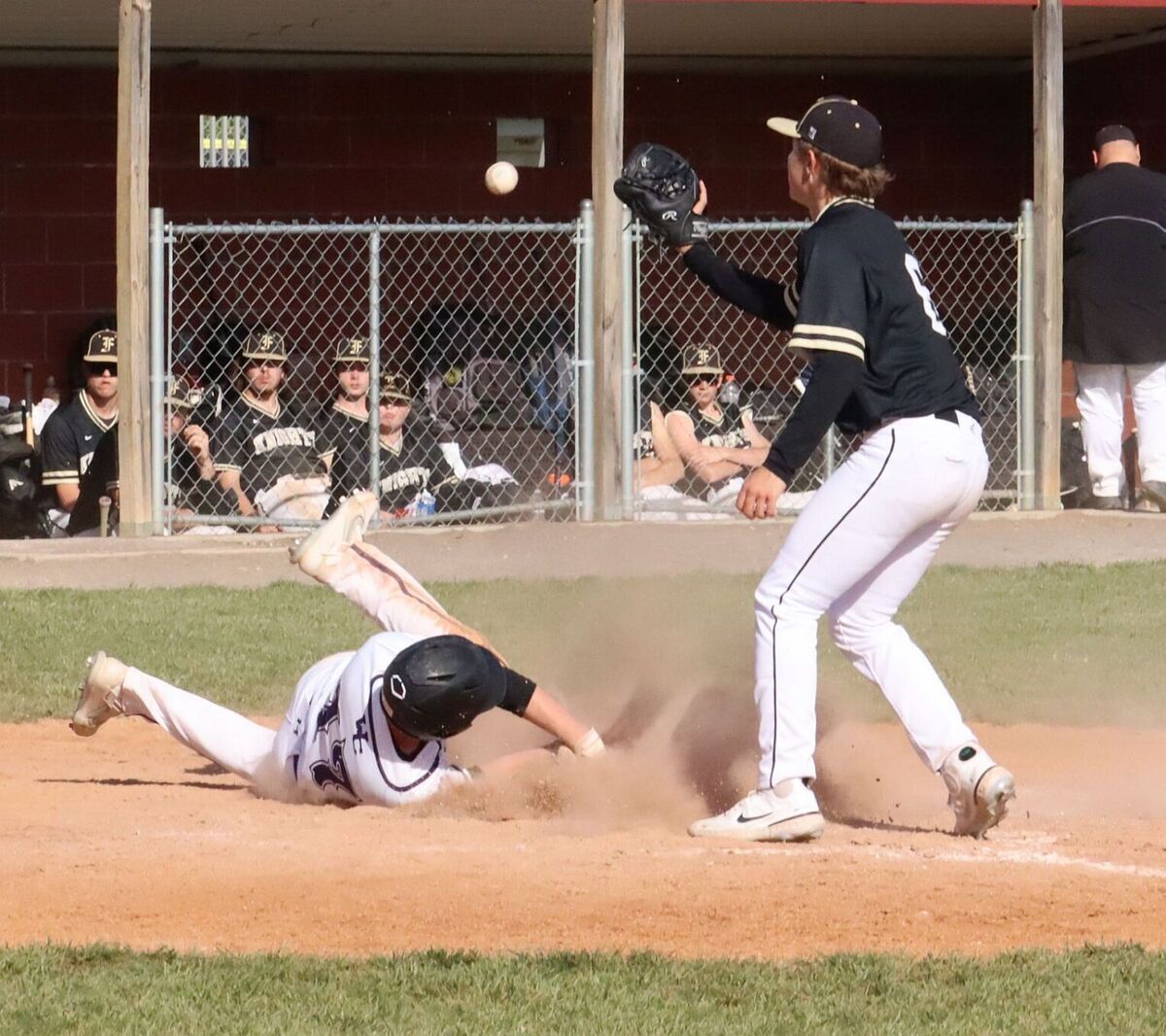 Bulldogs join Raiders, Rebels and Warriors in MAAA semis – Daily ...