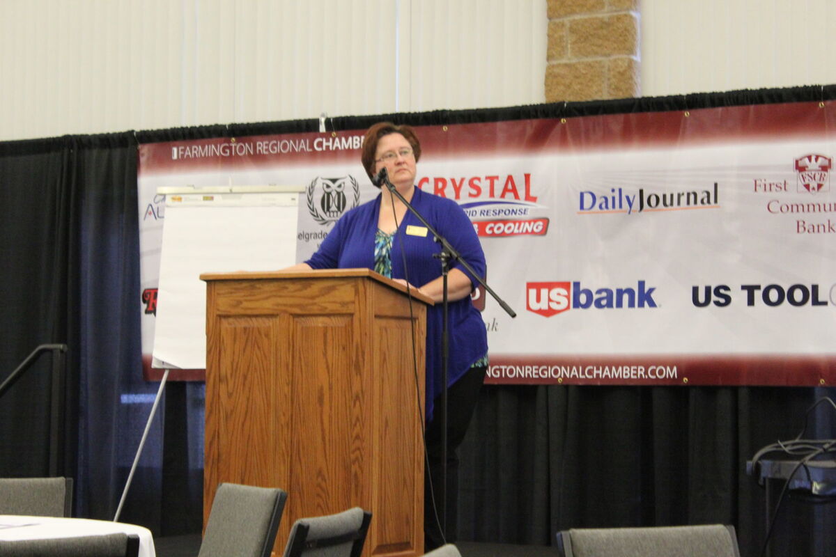 Raymer resigns from chamber after 25 years – Daily Journal Online