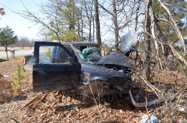 Greenville woman airlifted following crash – Daily Journal Online