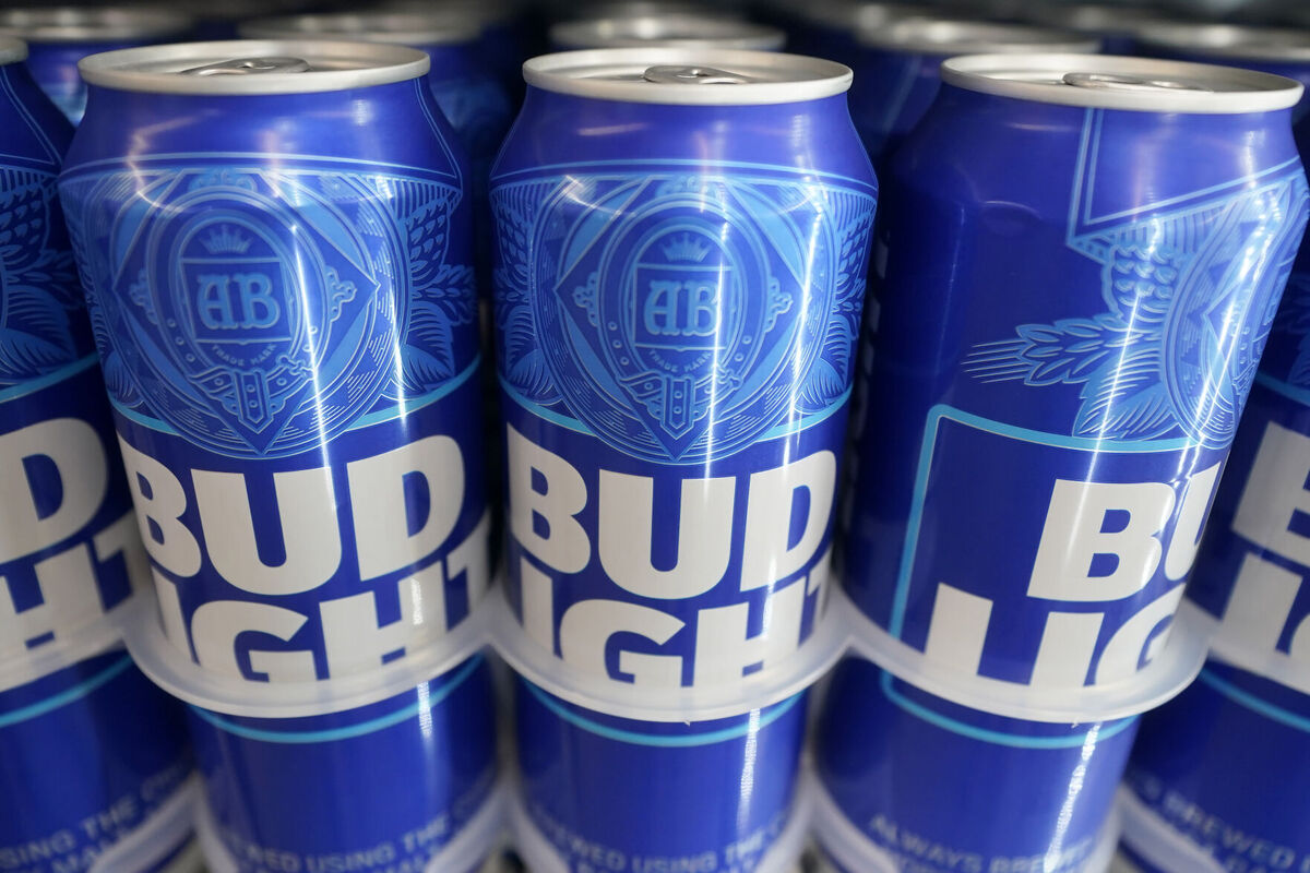 Anheuser-Busch responds to Bud Light controversy: ‘One single can’ sent ...
