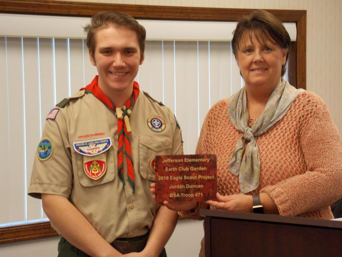 Duncan earns Eagle Scout rank with new garden – Daily Journal Online