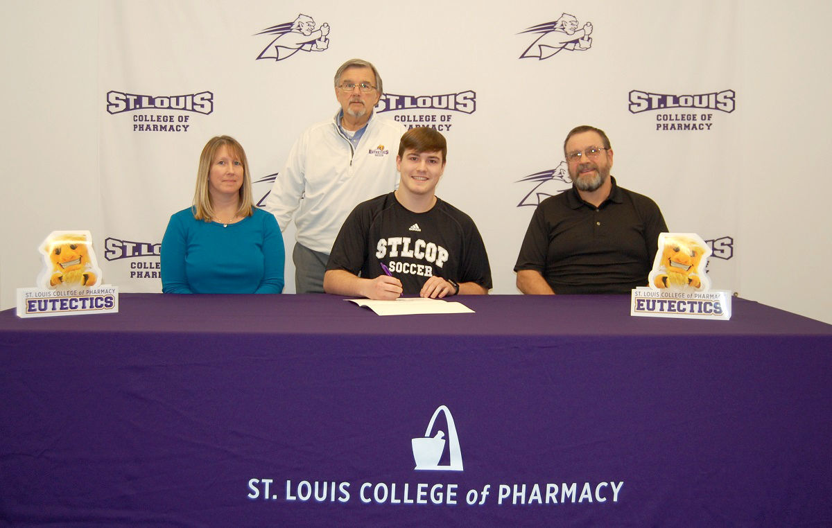Fredericktown seniors sign with STLCOP Soccer – Daily Journal Online