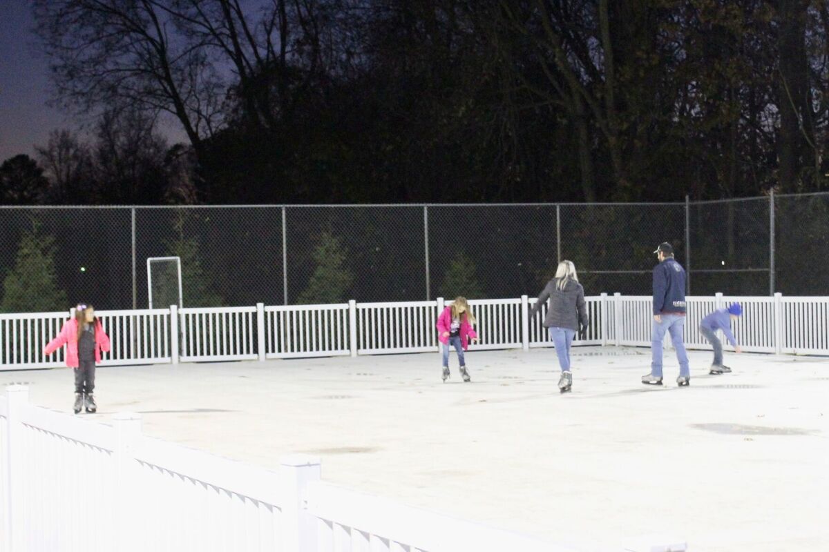 Ice rink still popular in its third year – Daily Journal Online