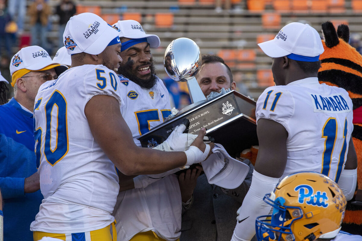 Notre Dame holds off South Carolina in high-scoring Gator Bowl – Daily ...