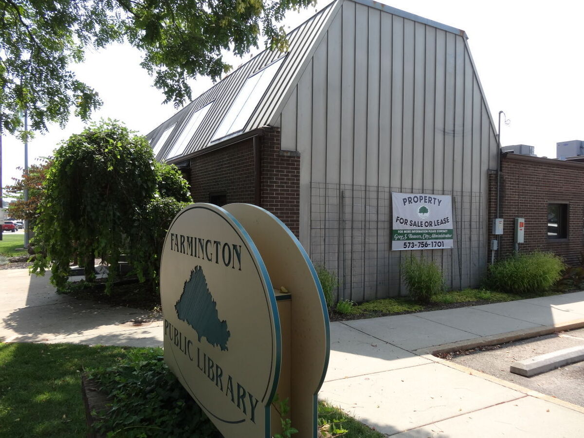 Library staff prepares for move – Daily Journal Online