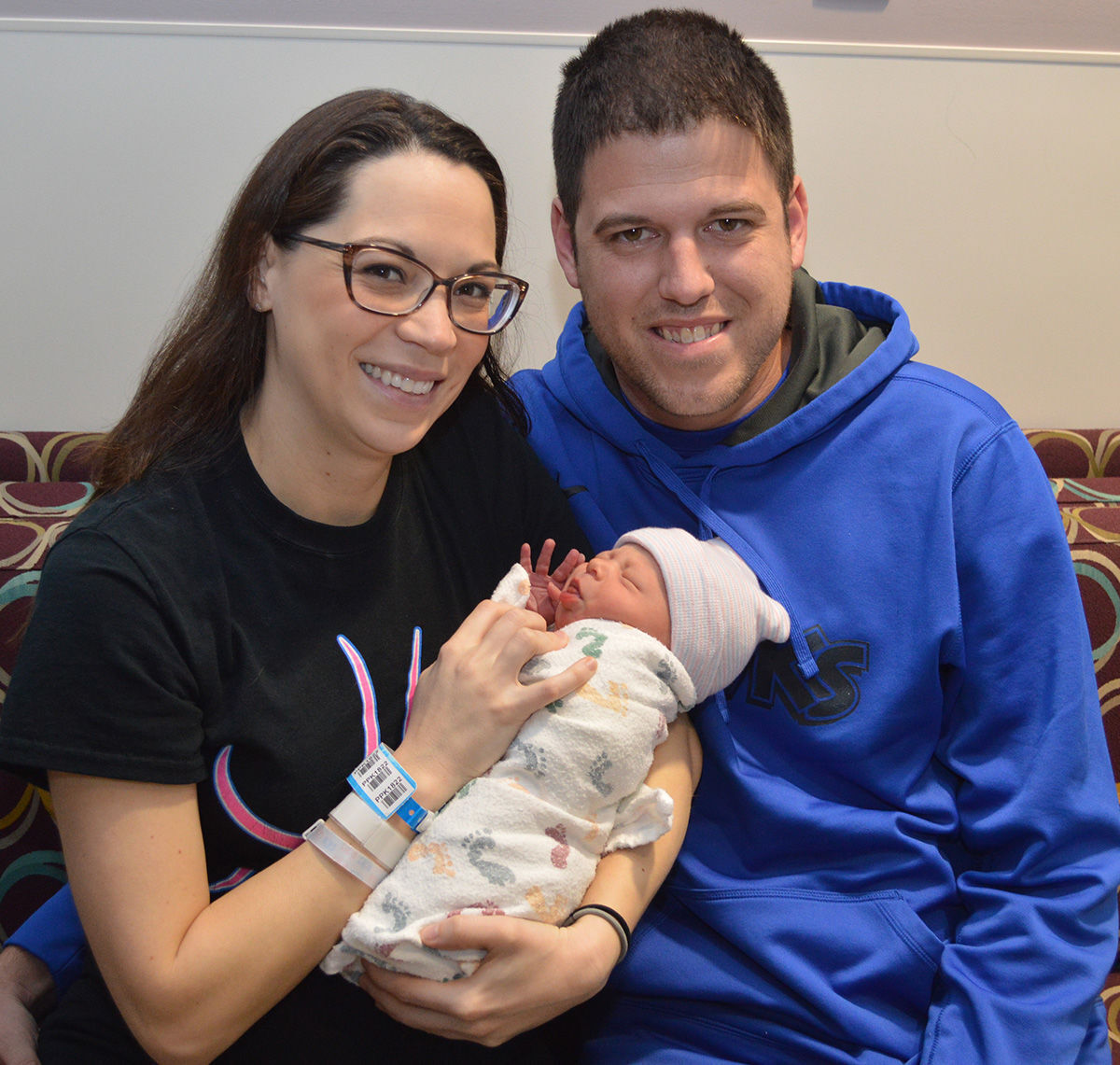 Hubbards welcome first baby at Mercy-Jefferson – Daily Journal Online
