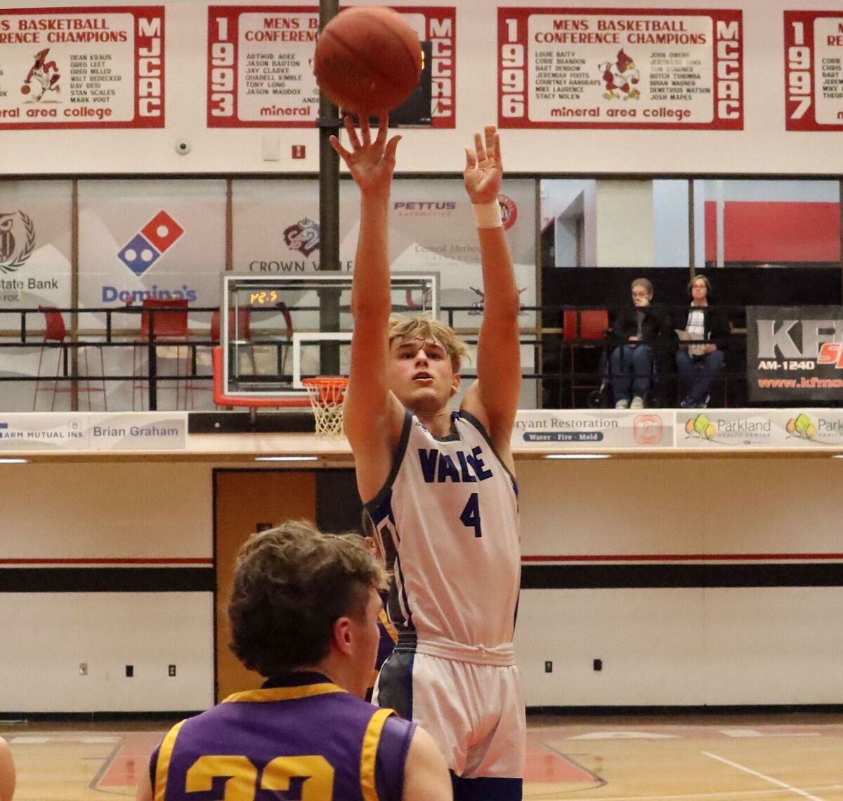 Lady Bulldogs, Trojans take third place – Daily Journal Online