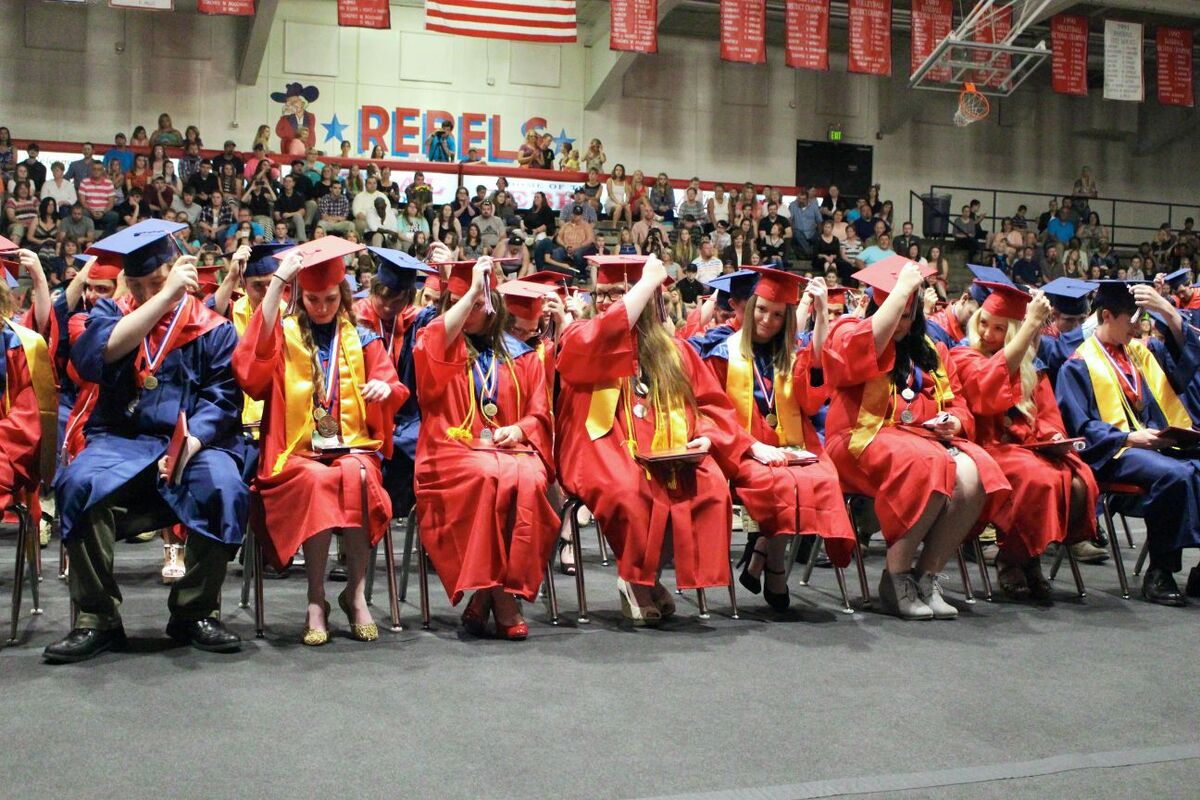 Central High School graduates 107 seniors – Daily Journal Online