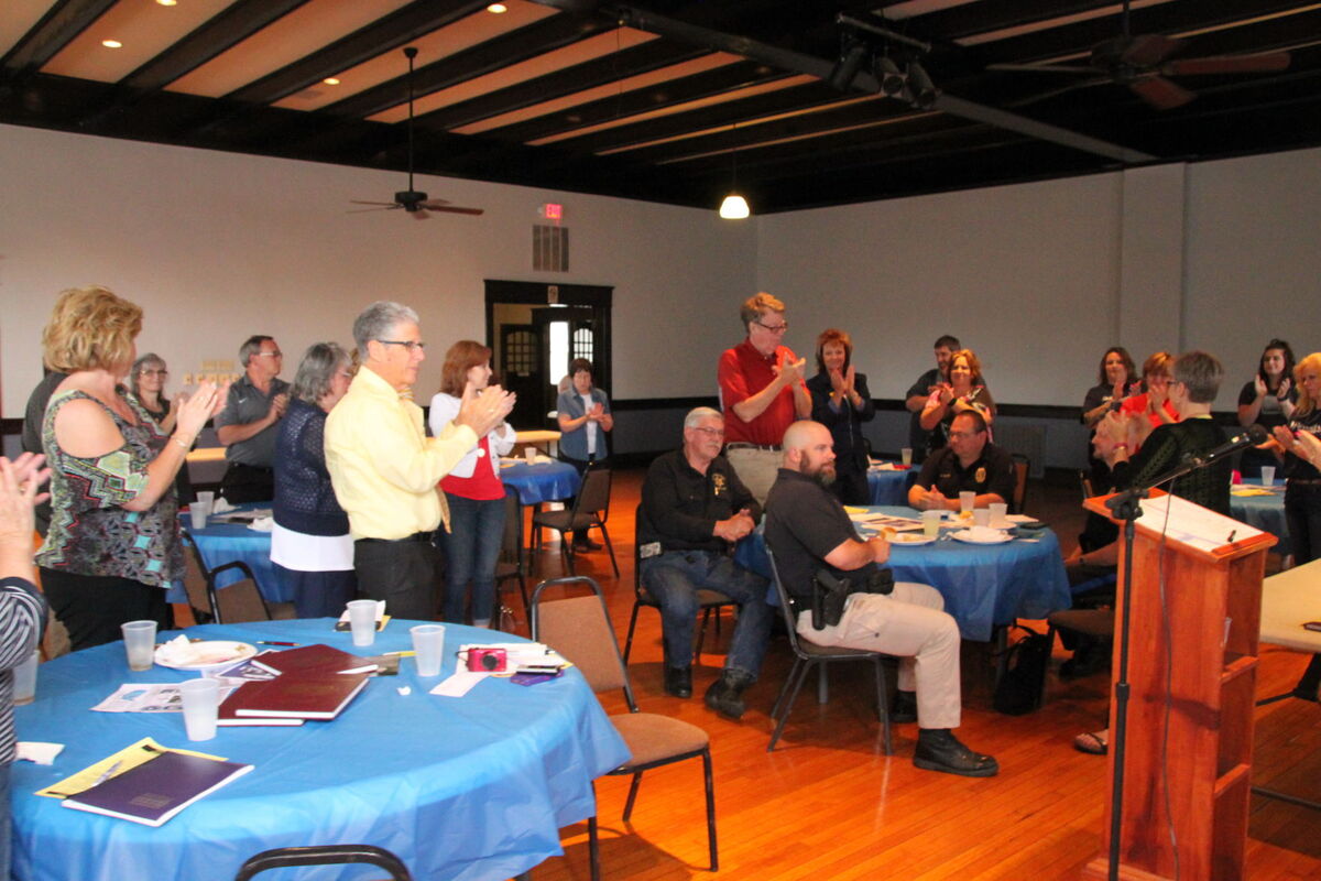 Chamber honors law enforcement – Daily Journal Online