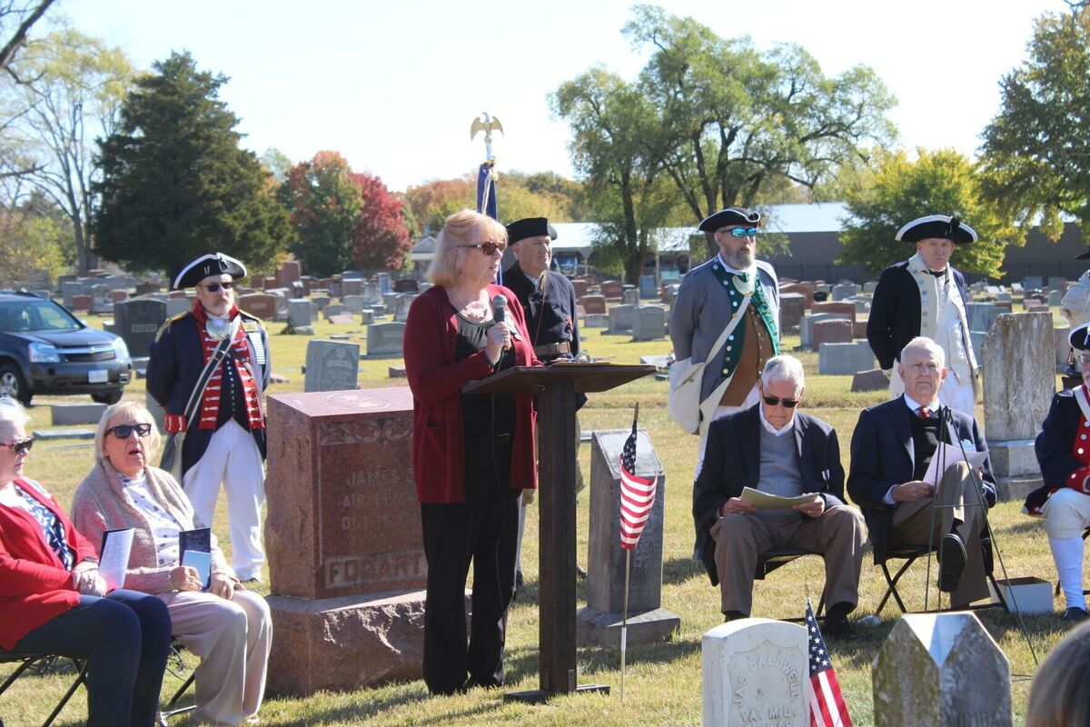 Revolutionary War vet honored at graveside – Daily Journal Online