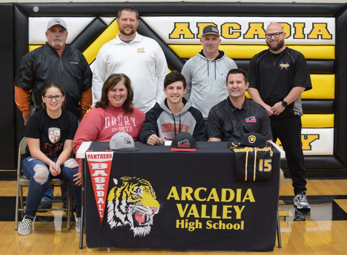 Pursley making play for Drury baseball – Daily Journal Online