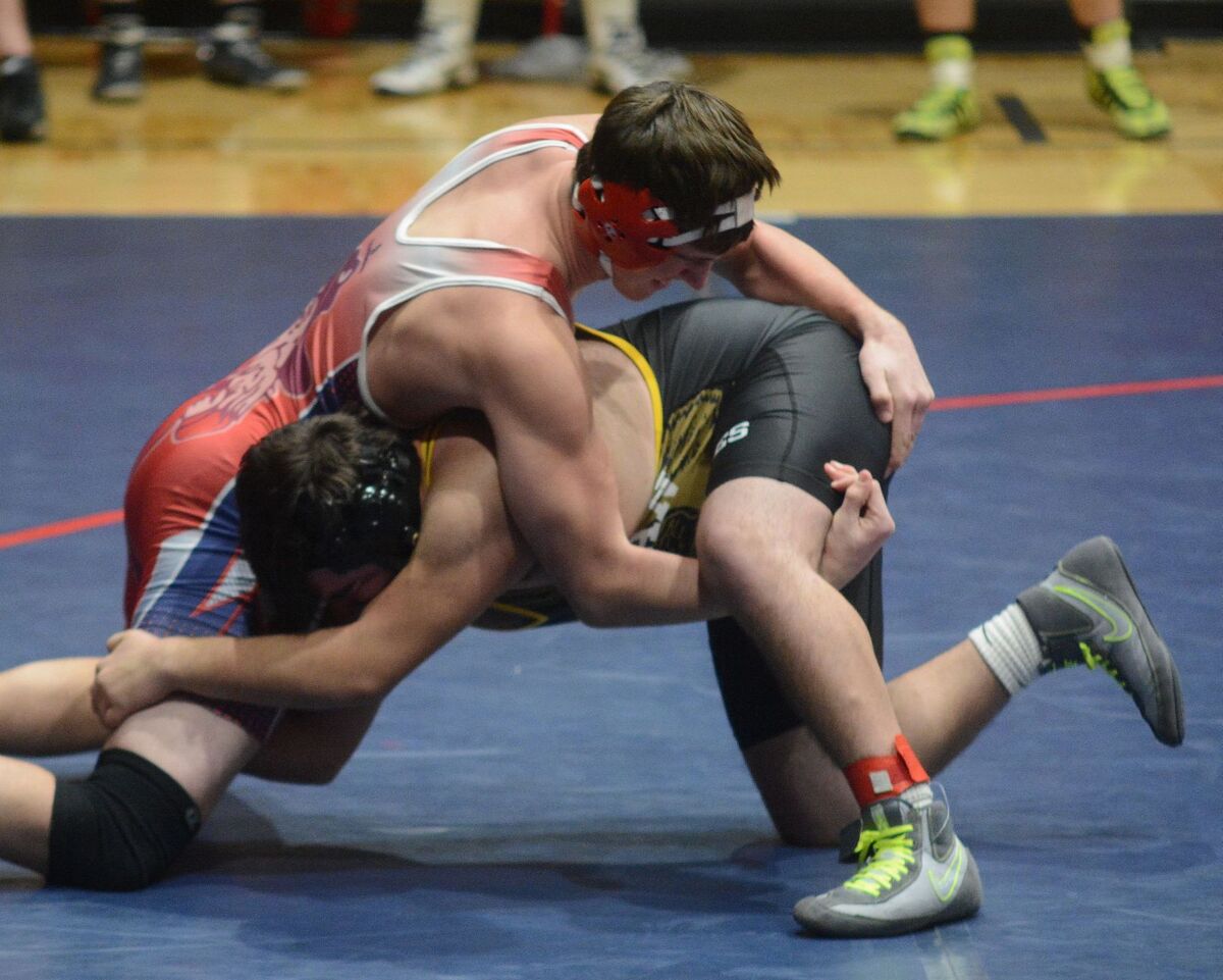 Roundup: Central closes home wrestling schedule – Daily Journal Online
