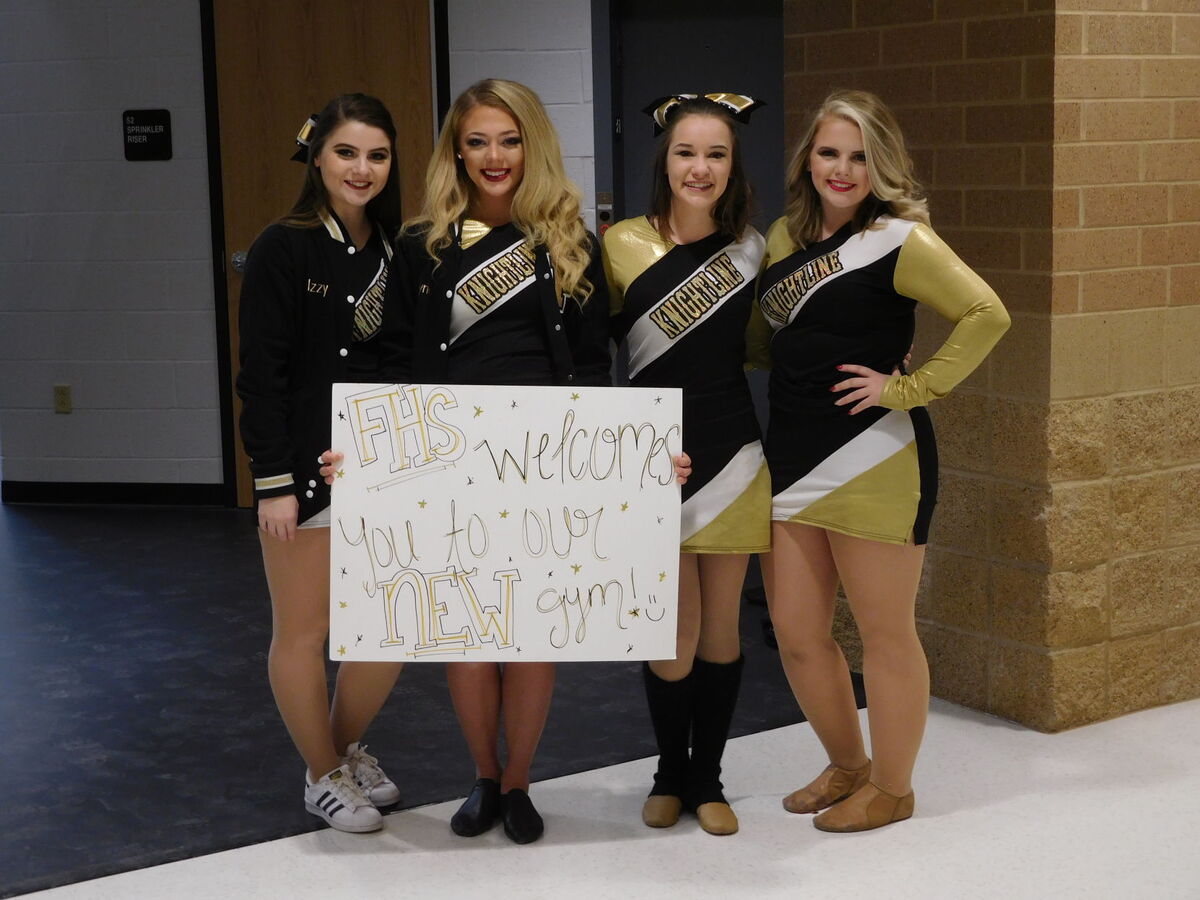 Black Knight Fieldhouse hosts its first games – Daily Journal Online