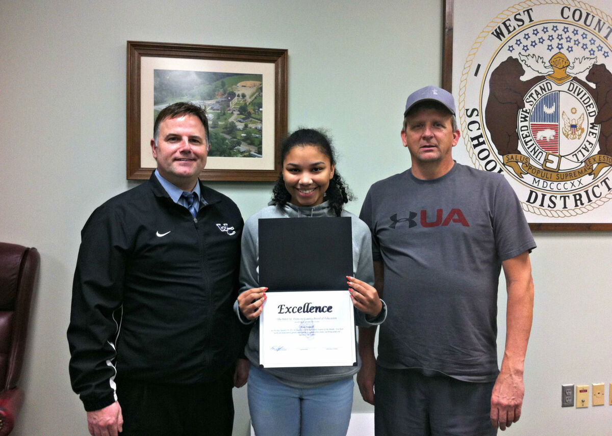 Board recognizes student excellence – Daily Journal Online