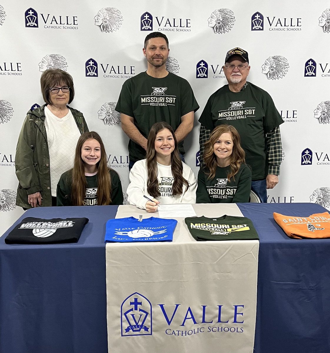 Weiler digs volleyball with Missouri S&T – Daily Journal Online