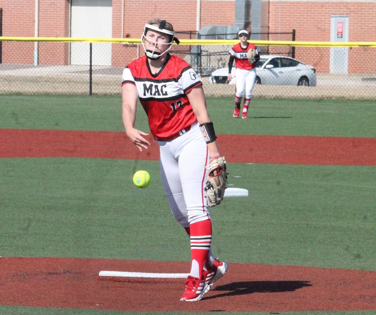 MAC softball claims both games from Lewis & Clark – Daily Journal Online