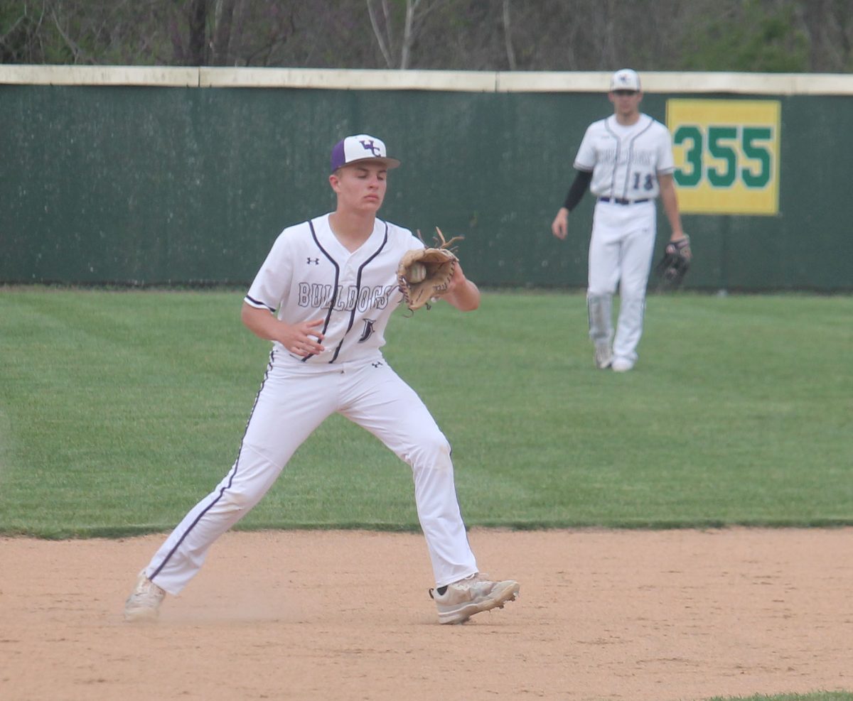 Valle Catholic improves to 13-0 in showdown with West County – Daily ...