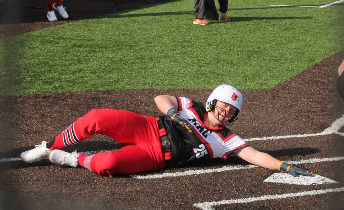 MAC softball routed twice after taking weekend opener – Daily Journal ...