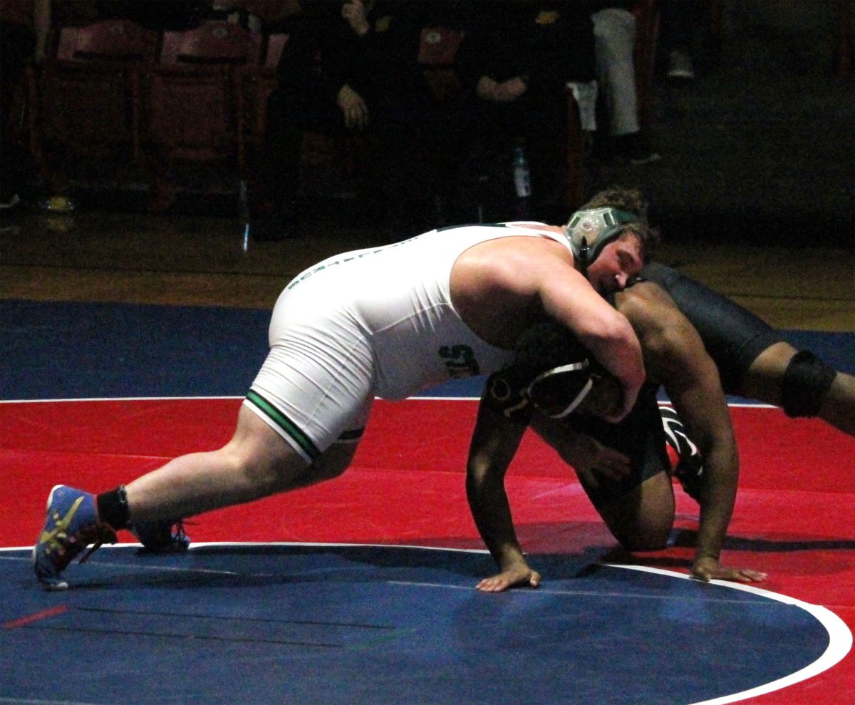 Schweigert seals perfect season as state heavyweight champ; Dragons ...
