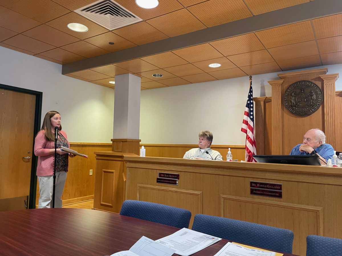 Commission sets senior center funding – Daily Journal Online