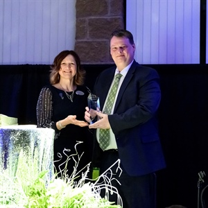 Dr. Scott Kirkley honored with 2025 Excellence in Healthcare Award ...